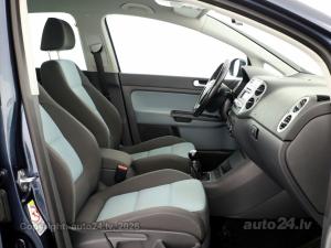 Blue Volkswagen Golf Plus 2007 in Tallinn, with an engine capacity of 1.40 L and mileage of 239 thousand km for 2199 €, photo 7 on AUTOMOTO.COM.LV