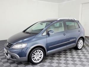 Blue Volkswagen Golf Plus 2007 in Tallinn, with an engine capacity of 1.40 L and mileage of 239 thousand km for 2199 €, photo 3 on AUTOMOTO.COM.LV