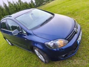 Blue Volkswagen Golf Plus 2012 in Bauska, with an engine capacity of 1.60 L and mileage of 241 thousand km for 1900 €, photo 3 on AUTOMOTO.COM.LV
