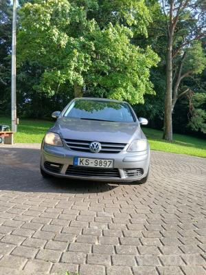 Brūns Volkswagen Golf Plus 2005 Valka, ar dzinēja tilpumu 1.90 L un nobraukumu 237 tūkst. km par 2800 €, foto  vietnē AUTOMOTO.COM.LV