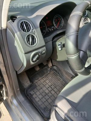 Brūns Volkswagen Golf Plus 2005 Valka, ar dzinēja tilpumu 1.90 L un nobraukumu 237 tūkst. km par 2800 €, foto 9 vietnē AUTOMOTO.COM.LV