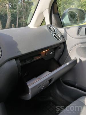 Brūns Volkswagen Golf Plus 2005 Valka, ar dzinēja tilpumu 1.90 L un nobraukumu 237 tūkst. km par 2800 €, foto 10 vietnē AUTOMOTO.COM.LV