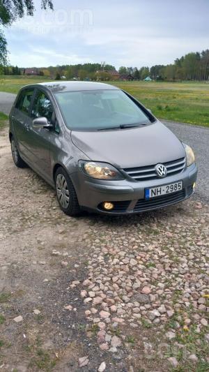 Brūns Volkswagen Golf Plus 2007 Rīga, ar dzinēja tilpumu 1.90 L un nobraukumu 254 tūkst. km par 2000 €, foto 3 vietnē AUTOMOTO.COM.LV