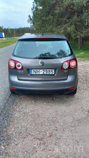 Brūns Volkswagen Golf Plus 2007 Rīga, ar dzinēja tilpumu 1.90 L un nobraukumu 254 tūkst. km par 2000 €, foto 6 vietnē AUTOMOTO.COM.LV