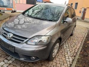 Brown Volkswagen Golf Plus 2008 in Jekabpils, with an engine capacity of 1.90 L and mileage of 283 thousand km for 4450 €, photo  on AUTOMOTO.COM.LV