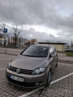 Brūns Volkswagen Golf Plus 2009 Jelgava, ar dzinēja tilpumu 2.00 L un nobraukumu 279 tūkst. km par 3500 €, foto 8 vietnē AUTOMOTO.COM.LV