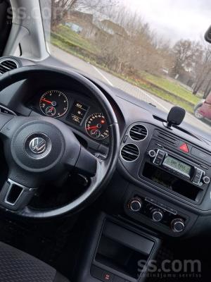 Brūns Volkswagen Golf Plus 2009 Jelgava, ar dzinēja tilpumu 2.00 L un nobraukumu 279 tūkst. km par 3500 €, foto 10 vietnē AUTOMOTO.COM.LV