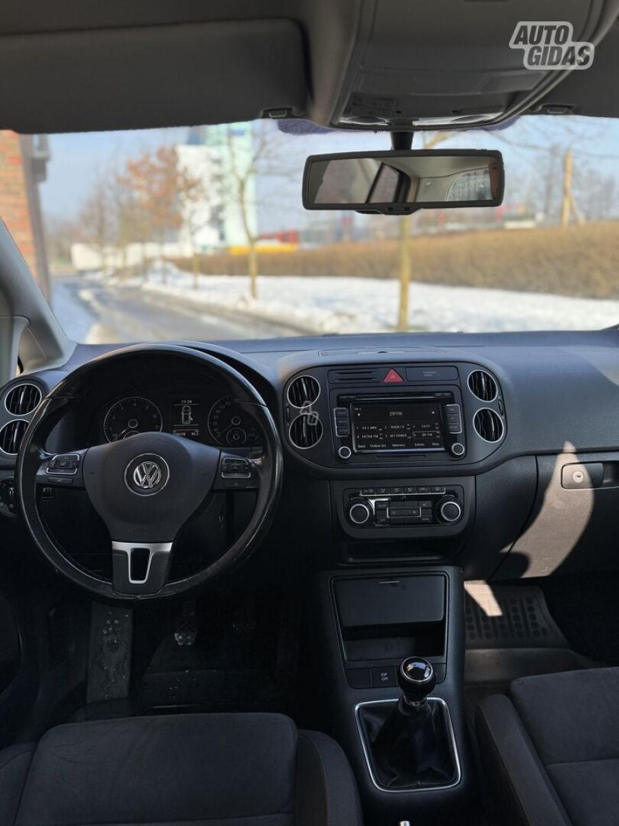 Brown Volkswagen Golf Plus 2009 in Klaipeda, with an engine capacity of 1.40 L and mileage of 228 thousand km for 3500 €, photo 6 on AUTOMOTO.COM.LV