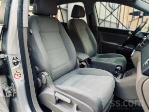 Brown Volkswagen Golf Plus 2009 in Cesis, with an engine capacity of 1.40 L and mileage of 0 thousand km for 3690 €, photo 12 on AUTOMOTO.COM.LV