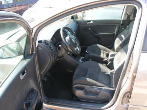 Brūns Volkswagen Golf Plus 2009 Rīga, ar dzinēja tilpumu 2.00 L un nobraukumu 0 tūkst. km par 5350 €, foto 10 vietnē AUTOMOTO.COM.LV
