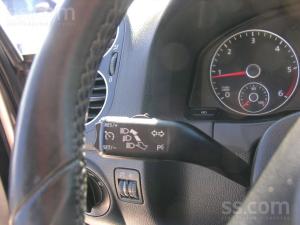 Brown Volkswagen Golf Plus 2009 in Riga, with an engine capacity of 2.00 L and mileage of 0 thousand km for 5350 €, photo 14 on AUTOMOTO.COM.LV