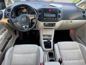 Brūns Volkswagen Golf Plus 2010 Ogre, ar dzinēja tilpumu 1.20 L un nobraukumu 211 tūkst. km par 4980 €, foto 17 vietnē AUTOMOTO.COM.LV