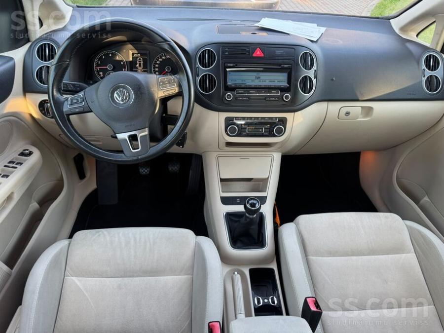Brūns Volkswagen Golf Plus 2010 Ogre, ar dzinēja tilpumu 1.20 L un nobraukumu 211 tūkst. km par 4980 €, foto 17 vietnē AUTOMOTO.COM.LV