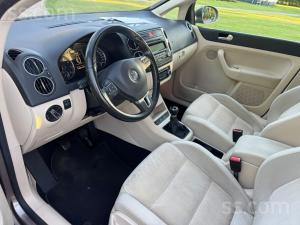 Brūns Volkswagen Golf Plus 2010 Ogre, ar dzinēja tilpumu 1.20 L un nobraukumu 211 tūkst. km par 4980 €, foto 18 vietnē AUTOMOTO.COM.LV