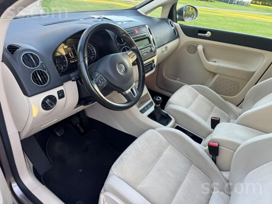 Brūns Volkswagen Golf Plus 2010 Ogre, ar dzinēja tilpumu 1.20 L un nobraukumu 211 tūkst. km par 4980 €, foto 18 vietnē AUTOMOTO.COM.LV