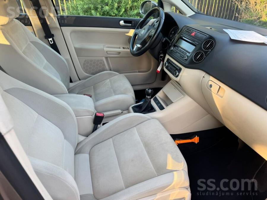 Brūns Volkswagen Golf Plus 2010 Ogre, ar dzinēja tilpumu 1.20 L un nobraukumu 211 tūkst. km par 4980 €, foto 25 vietnē AUTOMOTO.COM.LV