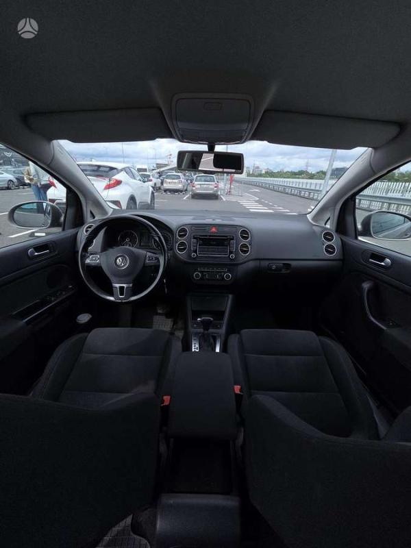 Brūns Volkswagen Golf Plus 2010 Viļņa, ar dzinēja tilpumu 1.97 L un nobraukumu 381 tūkst. km par 3000 €, foto 8 vietnē AUTOMOTO.COM.LV