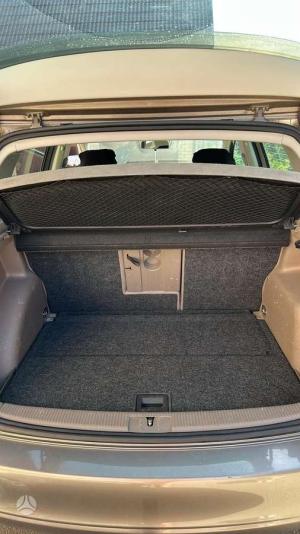 Brown Volkswagen Golf Plus 2010 in Raseiniai, with an engine capacity of 1.20 L and mileage of 175 thousand km for 4700 €, photo 9 on AUTOMOTO.COM.LV