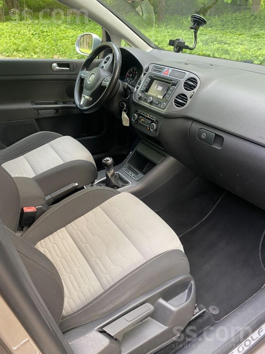 Brūns Volkswagen Golf Plus 2011 Rīga, ar dzinēja tilpumu 2.00 L un nobraukumu 0 tūkst. km par 5970 €, foto 6 vietnē AUTOMOTO.COM.LV