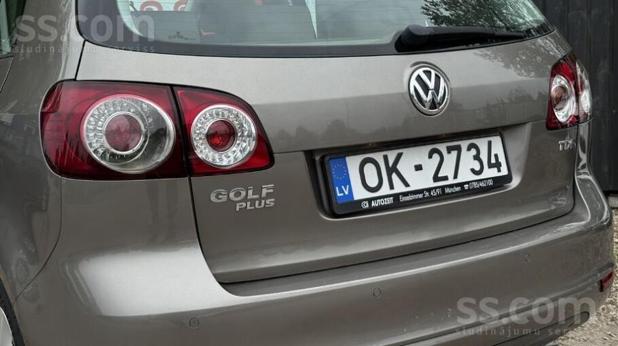 Brūns Volkswagen Golf Plus 2011 Rīga, ar dzinēja tilpumu 1.60 L un nobraukumu 254 tūkst. km par 3990 €, foto 8 vietnē AUTOMOTO.COM.LV