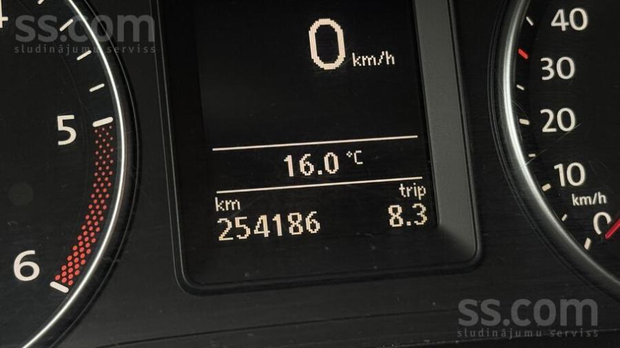 Brūns Volkswagen Golf Plus 2011 Rīga, ar dzinēja tilpumu 1.60 L un nobraukumu 254 tūkst. km par 3990 €, foto 32 vietnē AUTOMOTO.COM.LV