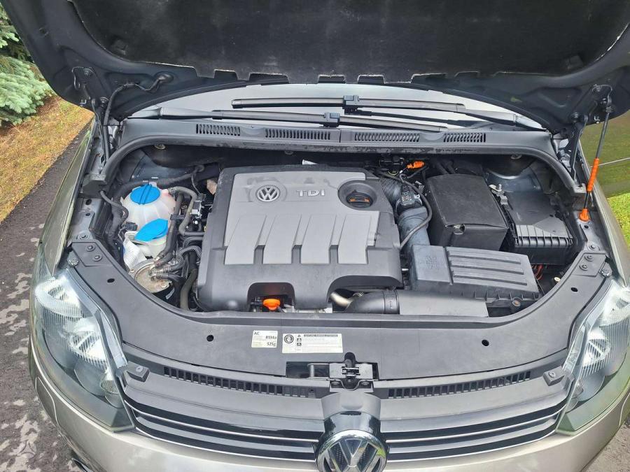 Brūns Volkswagen Golf Plus 2011 Utena, ar dzinēja tilpumu 1.60 L un nobraukumu 202 tūkst. km par 4650 €, foto 12 vietnē AUTOMOTO.COM.LV