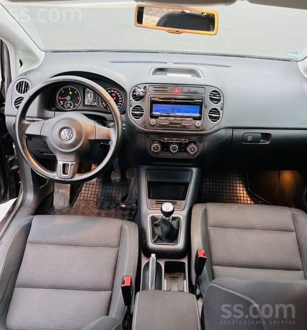 Brūns Volkswagen Golf Plus 2011 Rīga, ar dzinēja tilpumu 1.60 L un nobraukumu 200 tūkst. km par 3900 €, foto 6 vietnē AUTOMOTO.COM.LV