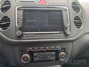 Brown Volkswagen Golf Plus 2011 in Ogre, with an engine capacity of 2.00 L and mileage of 247 thousand km for 5250 €, photo 11 on AUTOMOTO.COM.LV