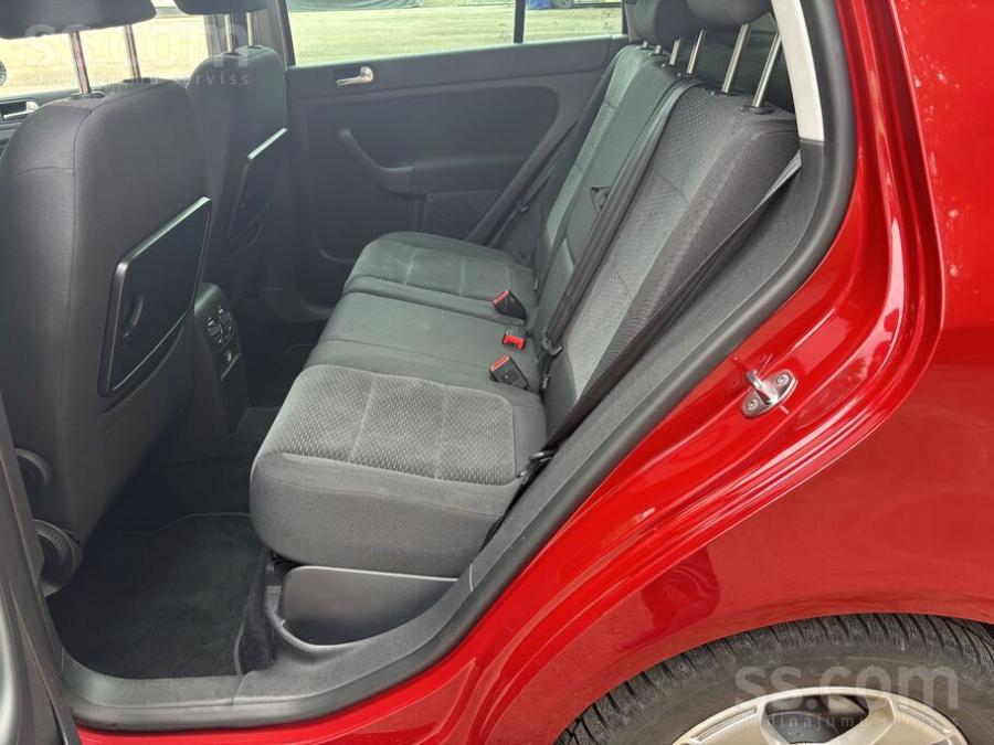 Brown Volkswagen Golf Plus 2011 in Ogre, with an engine capacity of 2.00 L and mileage of 247 thousand km for 5250 €, photo 18 on AUTOMOTO.COM.LV