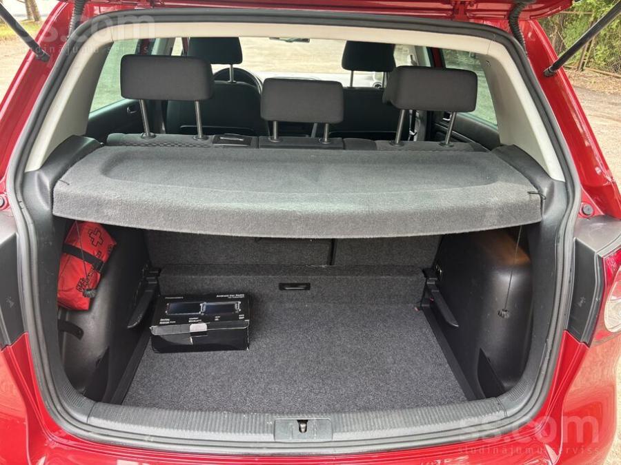 Brown Volkswagen Golf Plus 2011 in Ogre, with an engine capacity of 2.00 L and mileage of 247 thousand km for 5250 €, photo 19 on AUTOMOTO.COM.LV