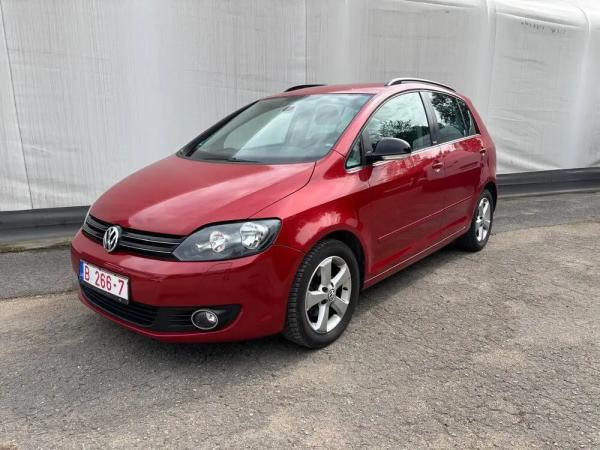 Brūns Volkswagen Golf Plus 2011 Ogre, ar dzinēja tilpumu 2.00 L un nobraukumu 247 tūkst. km par 5250 €, foto 1 vietnē AUTOMOTO.COM.LV