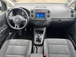 Brown Volkswagen Golf Plus 2011 in Ogre, with an engine capacity of 2.00 L and mileage of 247 thousand km for 5250 €, photo 8 on AUTOMOTO.COM.LV