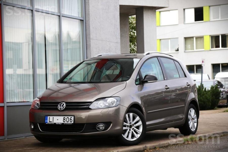 Brown Volkswagen Golf Plus 2011 in Riga, with an engine capacity of 1.60 L and mileage of 161 thousand km for 3995 €, photo 1 on AUTOMOTO.COM.LV