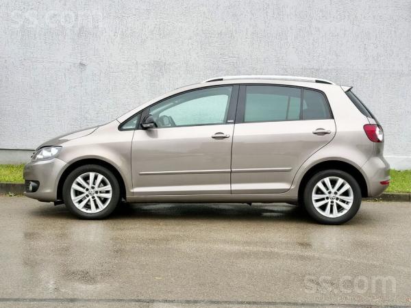 Volkswagen Golf Plus 2011 Jelgava vietnÄ BrÅ«ns Volkswagen Golf Plus 2011 Jelgava, ar dzinÄja tilpumu 1.20 L un nobraukumu 0 tÅ«kst. km par 4550 ā¬, foto 5 vietnÄ AUTOMOTO.COM.LV