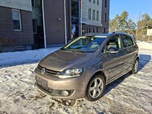 Brūns Volkswagen Golf Plus 2012 Viļņa, ar dzinēja tilpumu 1.39 L un nobraukumu 201 tūkst. km par 5950 €, foto  vietnē AUTOMOTO.COM.LV