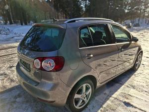 Brown Volkswagen Golf Plus 2012 in Vilnius, with an engine capacity of 1.39 L and mileage of 201 thousand km for 5950 €, photo 7 on AUTOMOTO.COM.LV