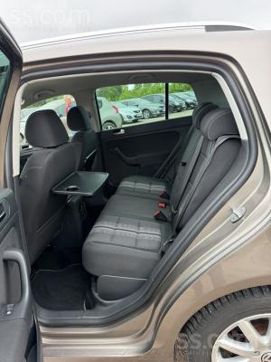 Brown Volkswagen Golf Plus 2012 in Daugavpils, with an engine capacity of 1.40 L and mileage of 126 thousand km for 7850 €, photo 11 on AUTOMOTO.COM.LV