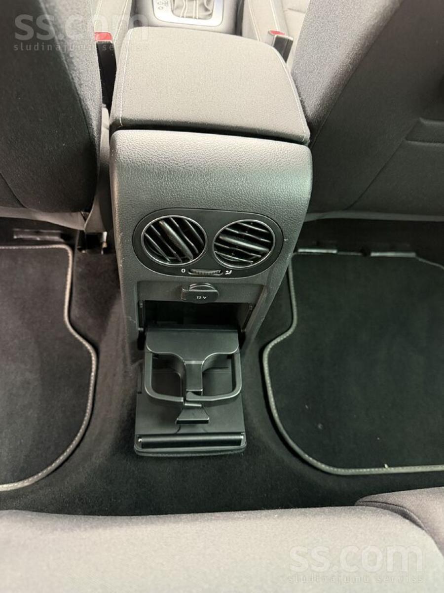 Brown Volkswagen Golf Plus 2012 in Daugavpils, with an engine capacity of 1.40 L and mileage of 126 thousand km for 7850 €, photo 20 on AUTOMOTO.COM.LV