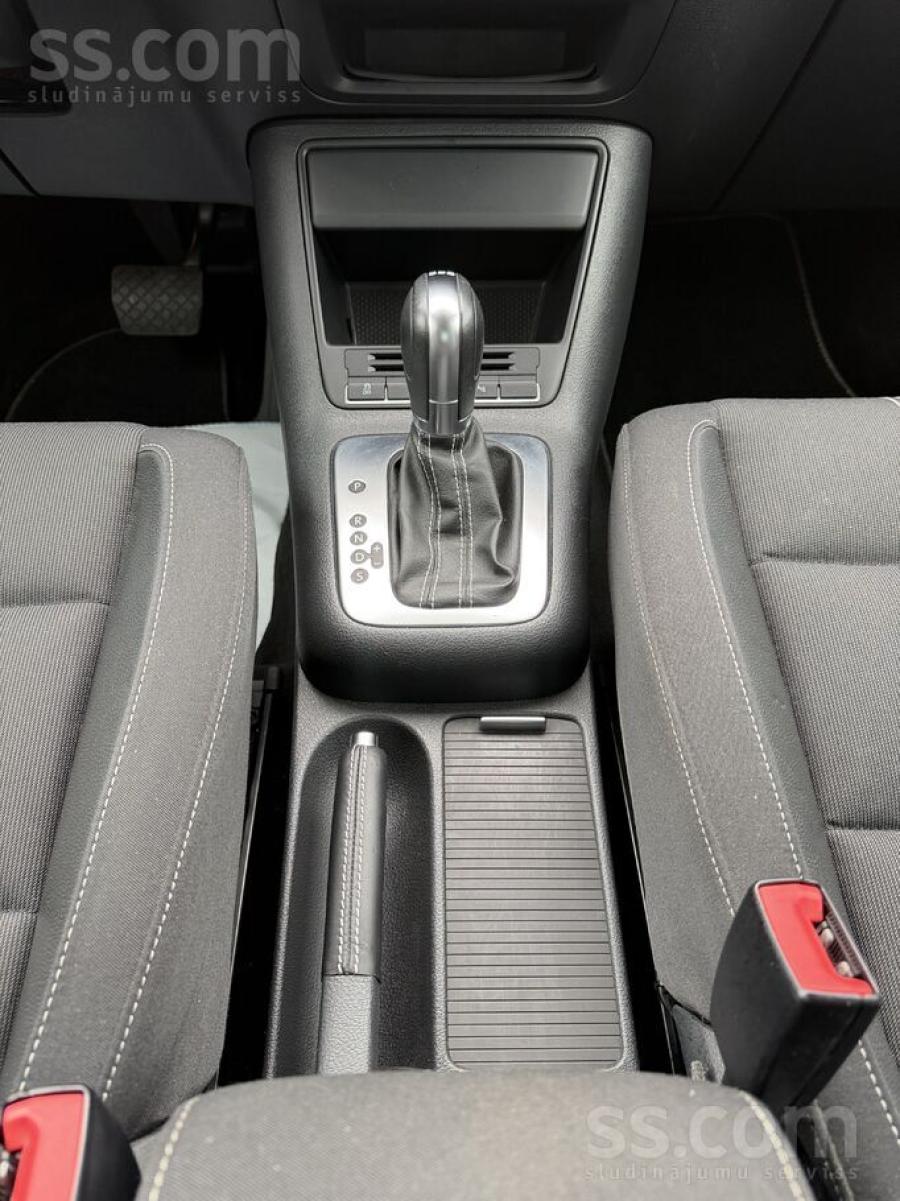 Brown Volkswagen Golf Plus 2012 in Daugavpils, with an engine capacity of 1.40 L and mileage of 126 thousand km for 7850 €, photo 21 on AUTOMOTO.COM.LV