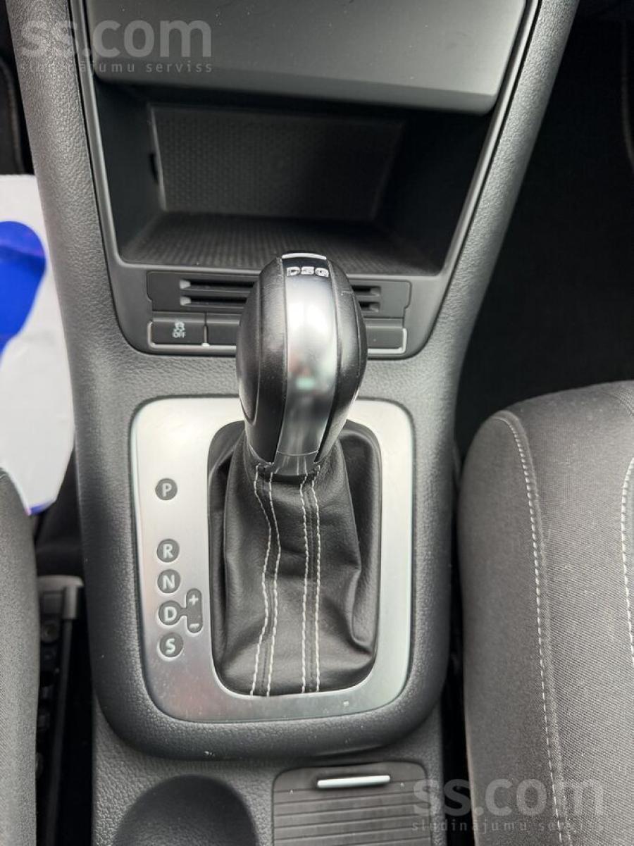 Brown Volkswagen Golf Plus 2012 in Daugavpils, with an engine capacity of 1.40 L and mileage of 126 thousand km for 7850 €, photo 22 on AUTOMOTO.COM.LV