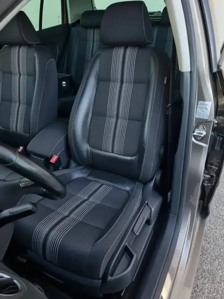 Brūns Volkswagen Golf Plus 2012 Ogre, ar dzinēja tilpumu 1.20 L un nobraukumu 193 tūkst. km par 4950 €, foto 15 vietnē AUTOMOTO.COM.LV