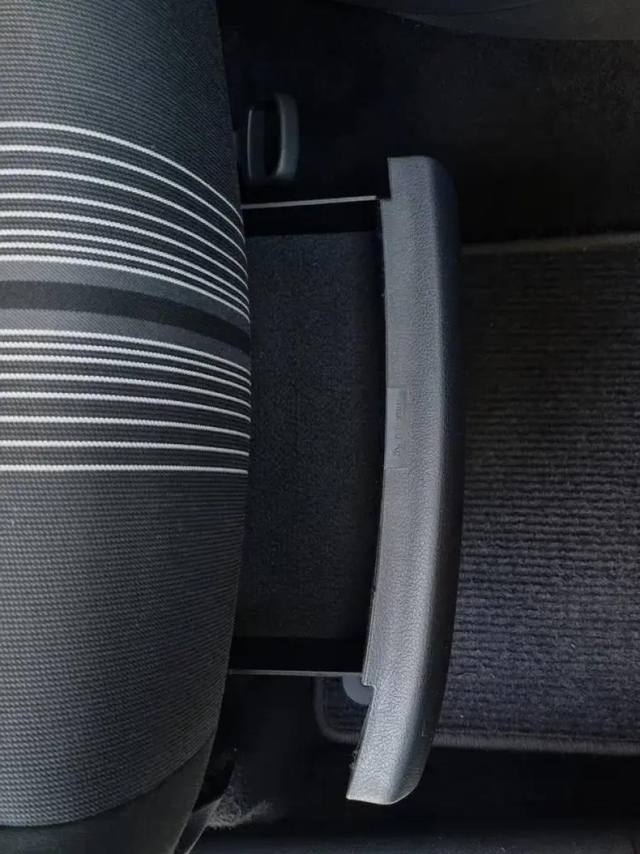 Brūns Volkswagen Golf Plus 2012 Ogre, ar dzinēja tilpumu 1.20 L un nobraukumu 193 tūkst. km par 4950 €, foto 22 vietnē AUTOMOTO.COM.LV