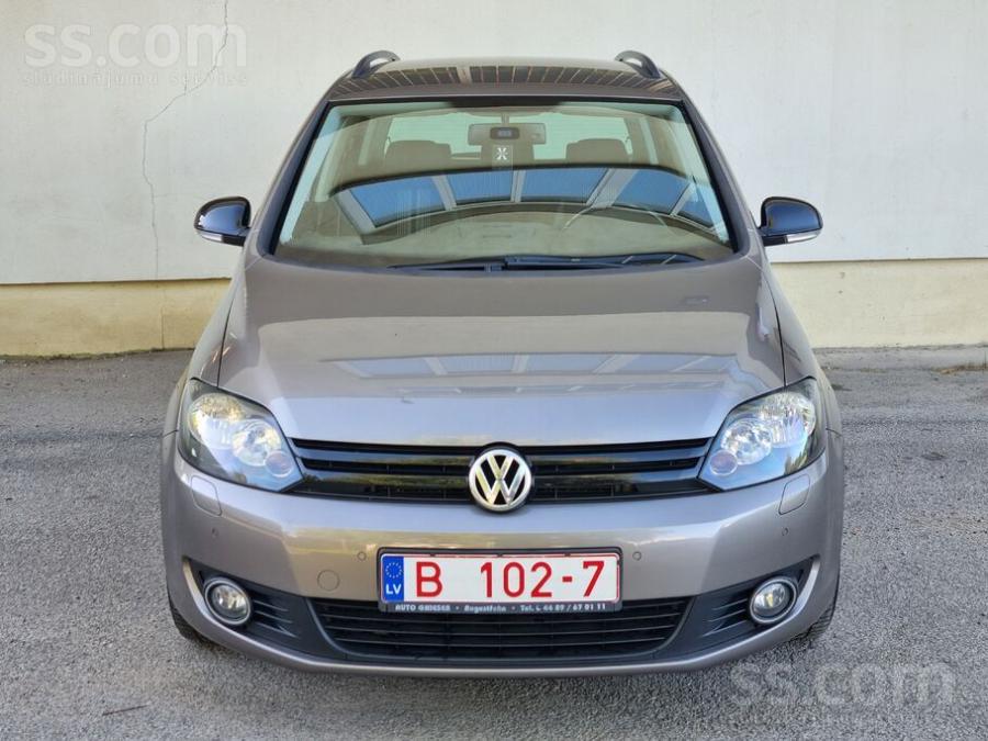 Brūns Volkswagen Golf Plus 2012 Ogre, ar dzinēja tilpumu 1.20 L un nobraukumu 193 tūkst. km par 5150 €, foto 3 vietnē AUTOMOTO.COM.LV