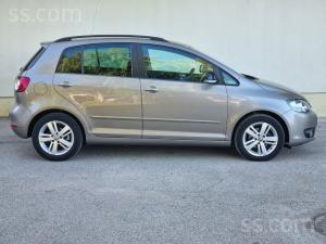 Brūns Volkswagen Golf Plus 2012 Ogre, ar dzinēja tilpumu 1.20 L un nobraukumu 193 tūkst. km par 5150 €, foto 5 vietnē AUTOMOTO.COM.LV