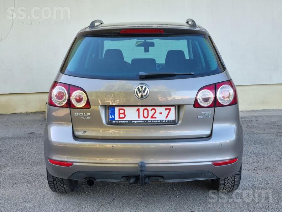 Brūns Volkswagen Golf Plus 2012 Ogre, ar dzinēja tilpumu 1.20 L un nobraukumu 193 tūkst. km par 5150 €, foto 8 vietnē AUTOMOTO.COM.LV