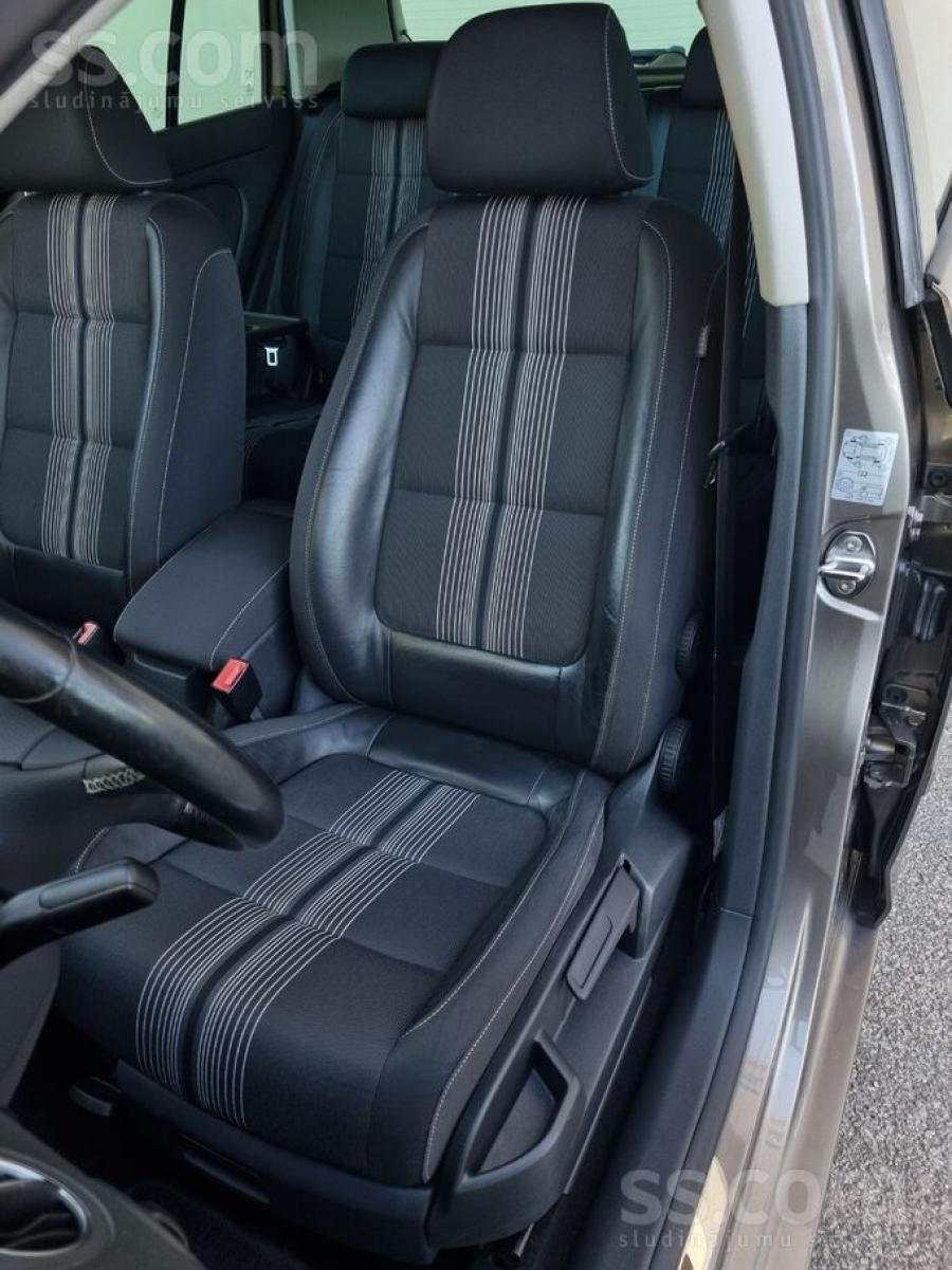 Brūns Volkswagen Golf Plus 2012 Ogre, ar dzinēja tilpumu 1.20 L un nobraukumu 193 tūkst. km par 5150 €, foto 15 vietnē AUTOMOTO.COM.LV