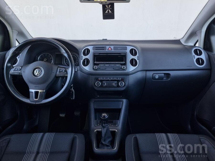 Brūns Volkswagen Golf Plus 2012 Ogre, ar dzinēja tilpumu 1.20 L un nobraukumu 193 tūkst. km par 5150 €, foto 16 vietnē AUTOMOTO.COM.LV