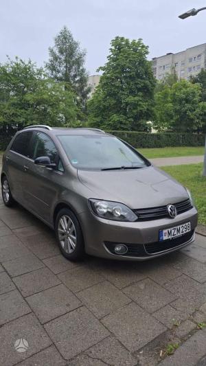 Brown Volkswagen Golf Plus 2012 in Vilnius, with an engine capacity of 1.60 L and mileage of 278 thousand km for 5100 €, photo 4 on AUTOMOTO.COM.LV