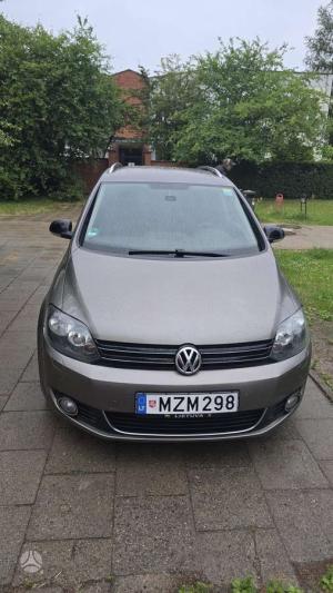 Brown Volkswagen Golf Plus 2012 in Vilnius, with an engine capacity of 1.60 L and mileage of 278 thousand km for 5100 €, photo 5 on AUTOMOTO.COM.LV