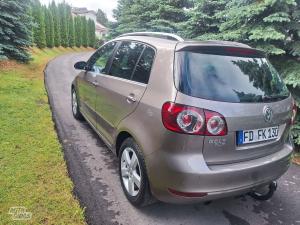 Brown Volkswagen Golf Plus 2012 in Utena, with an engine capacity of 1.60 L and mileage of 202 thousand km for 4600 €, photo 5 on AUTOMOTO.COM.LV